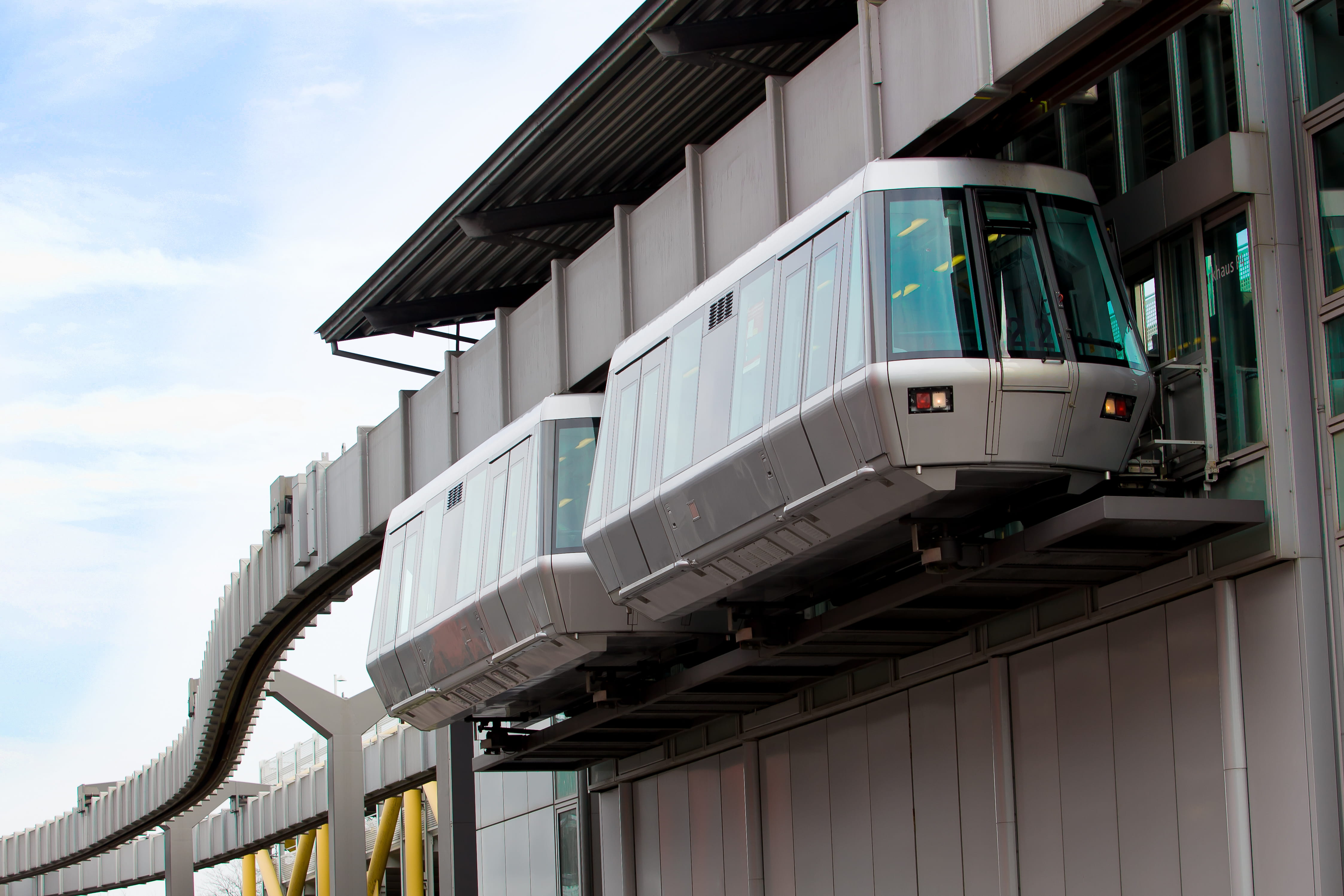 Parking at the Düsseldorf SkyTrain | Q-Park