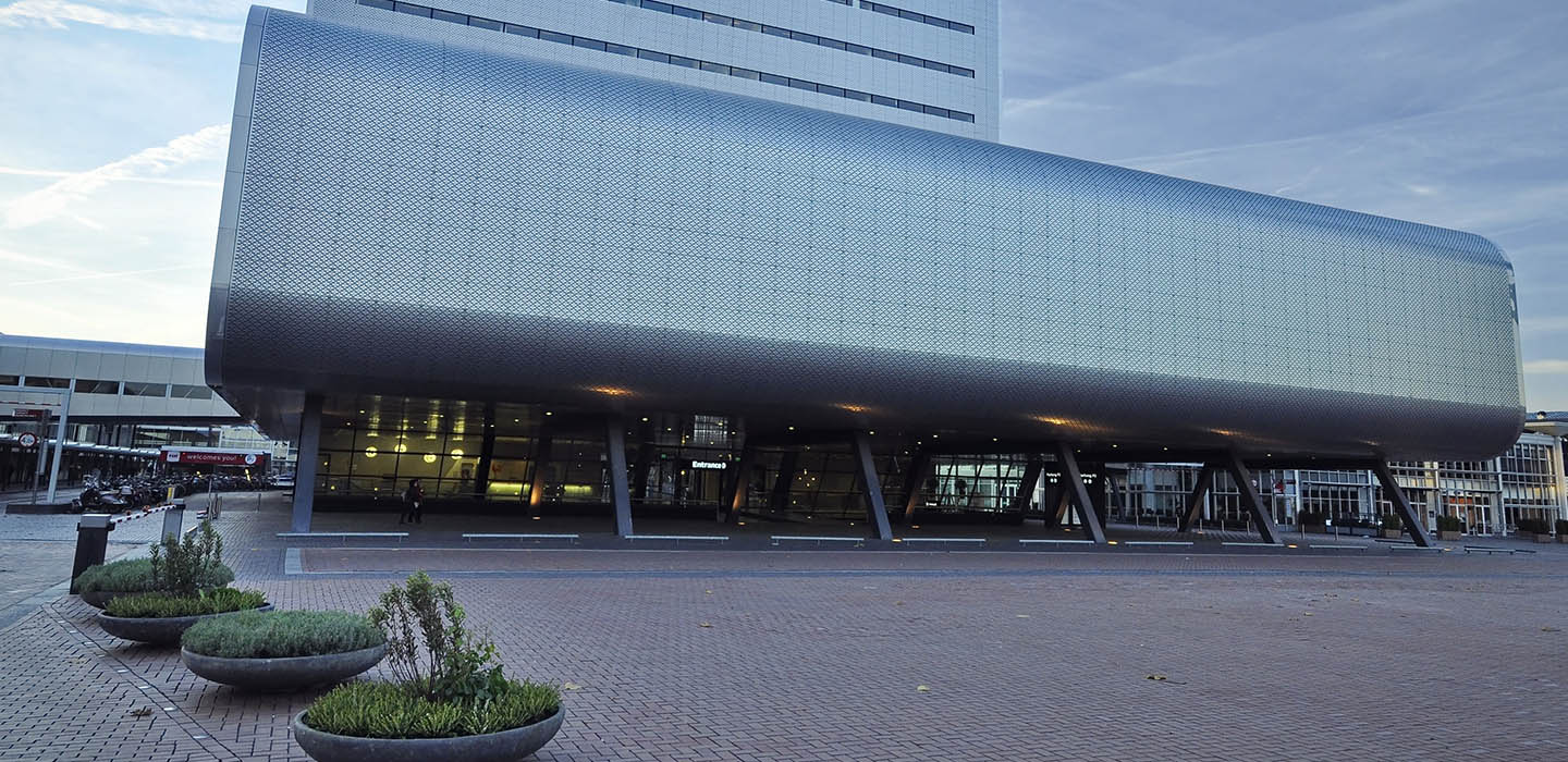 Parking RAI Amsterdam - Park within walking distance at Q-Park